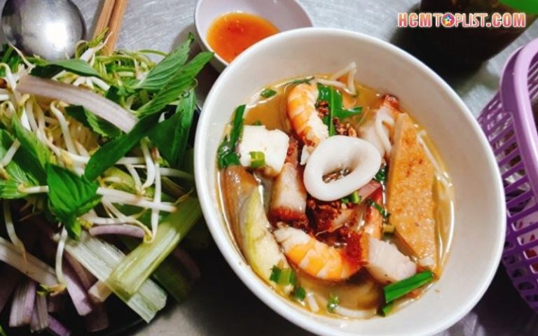 Bún mắm Sài Gòn quận 1 | Top 5+ địa điểm ngon nhất | HCMtoplist.com